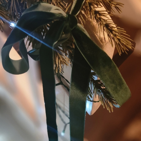 Holiday | New Dark Hunter Green Magnolia Style Garland Banister Ribbon ...